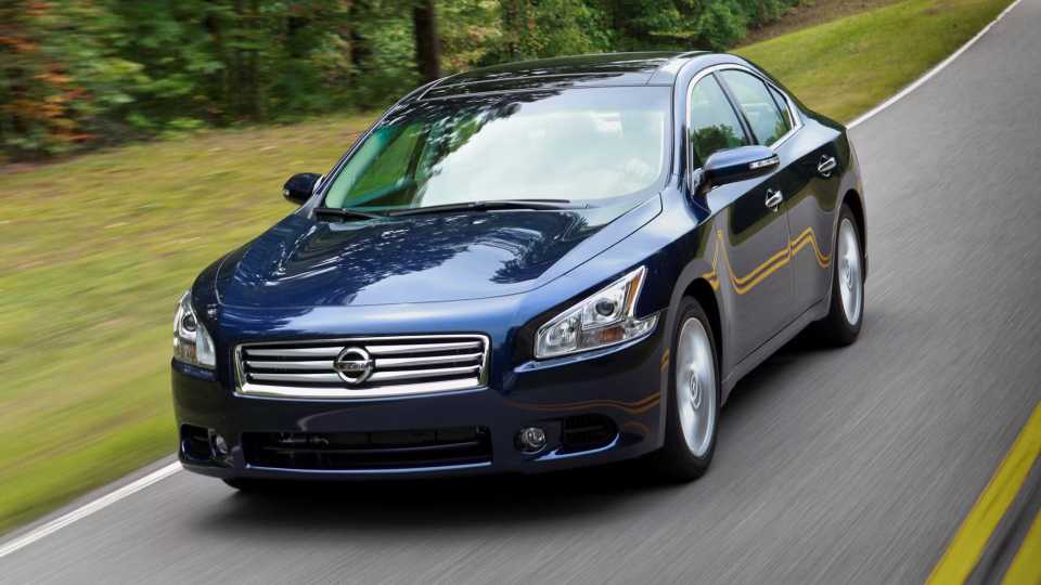 2012 Nissan Maxima Pricing, Photos & Specs