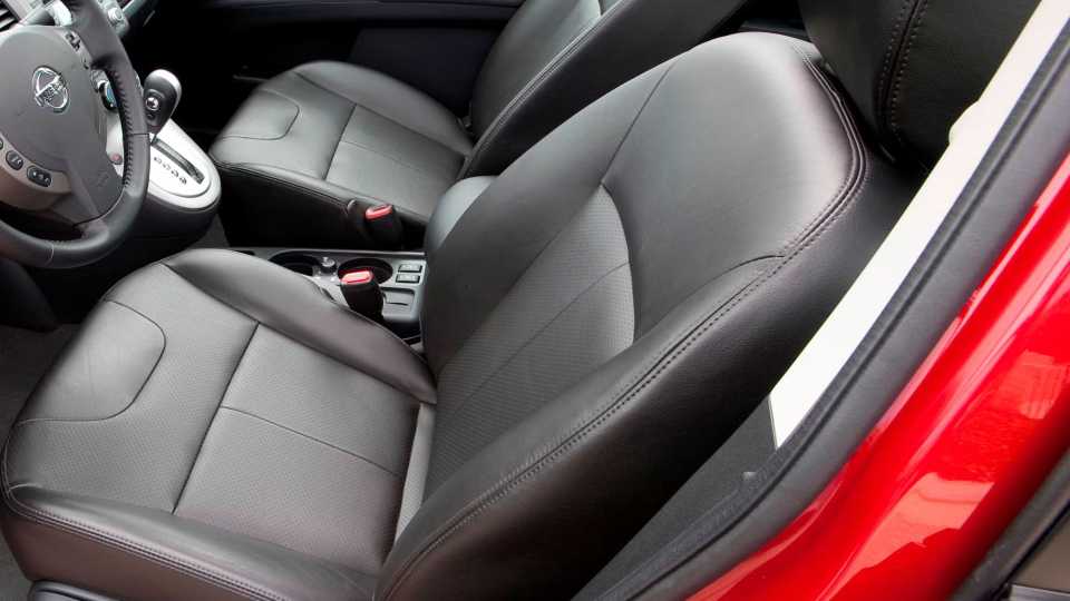 2010 Nissan Sentra Pricing, Photos & Specs