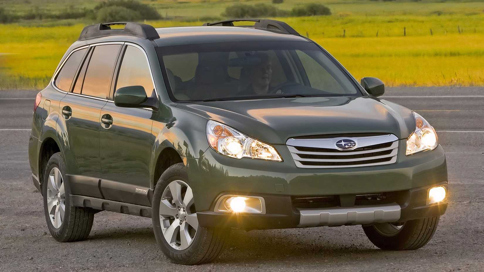 2012 Subaru Outback Pricing, Photos & Specs