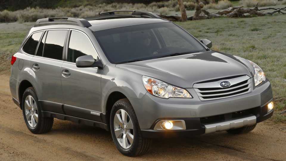 2012 Subaru Outback Pricing, Photos & Specs