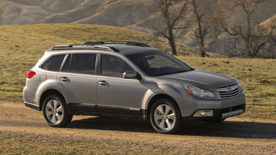 2012 Subaru Outback Pricing, Photos & Specs