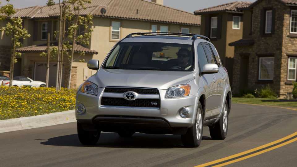 2012 Toyota RAV4 Pricing, Photos & Specs
