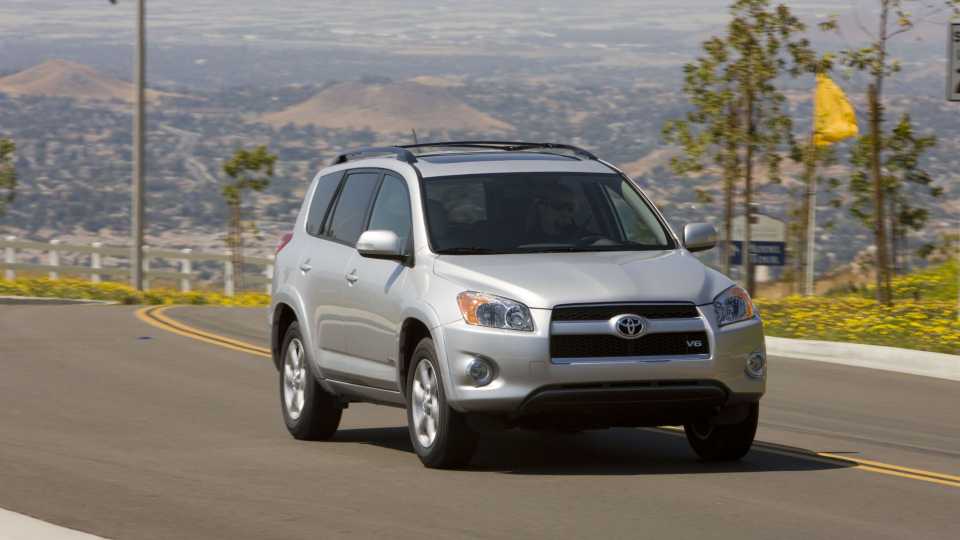 2012 Toyota RAV4 Pricing, Photos & Specs