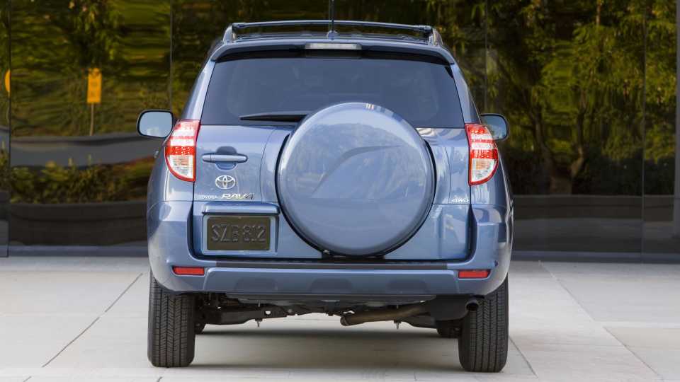 2012 Toyota RAV4 Pricing, Photos & Specs