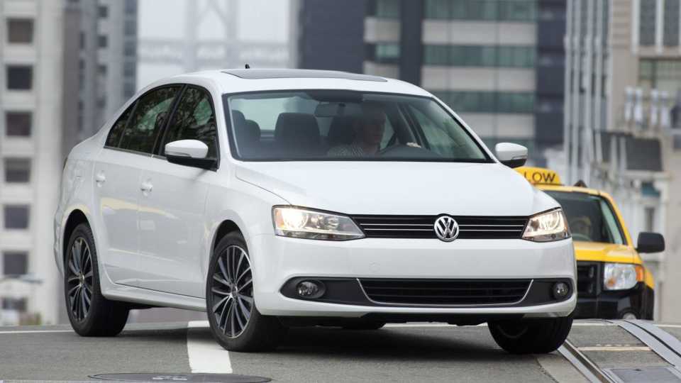 2012 Volkswagen Jetta Pricing, Photos & Specs