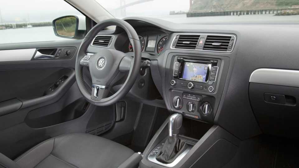 2012 Volkswagen Jetta Pricing, Photos & Specs