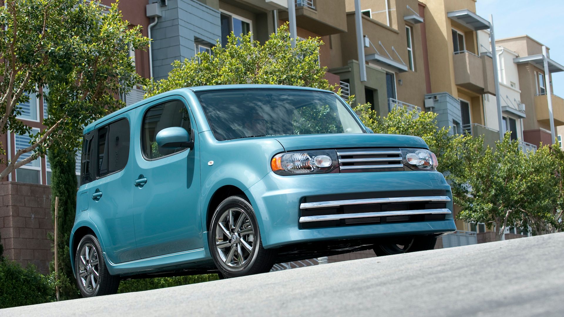 2010 Nissan Cube - Review | CarBuzz