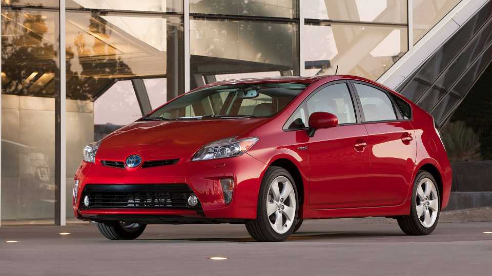 2012 Toyota Prius Pricing, Photos & Specs