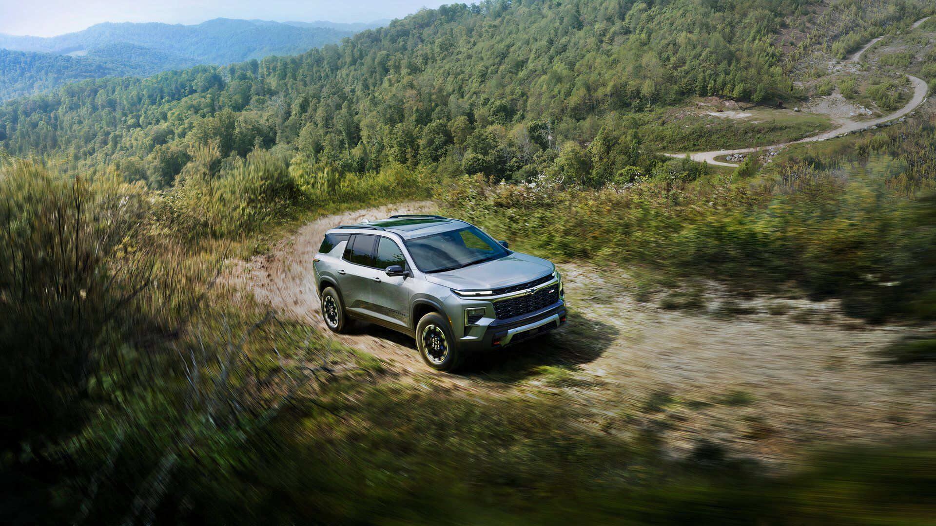 2024 Chevrolet Traverse Images: Interior and Exterior Gallery