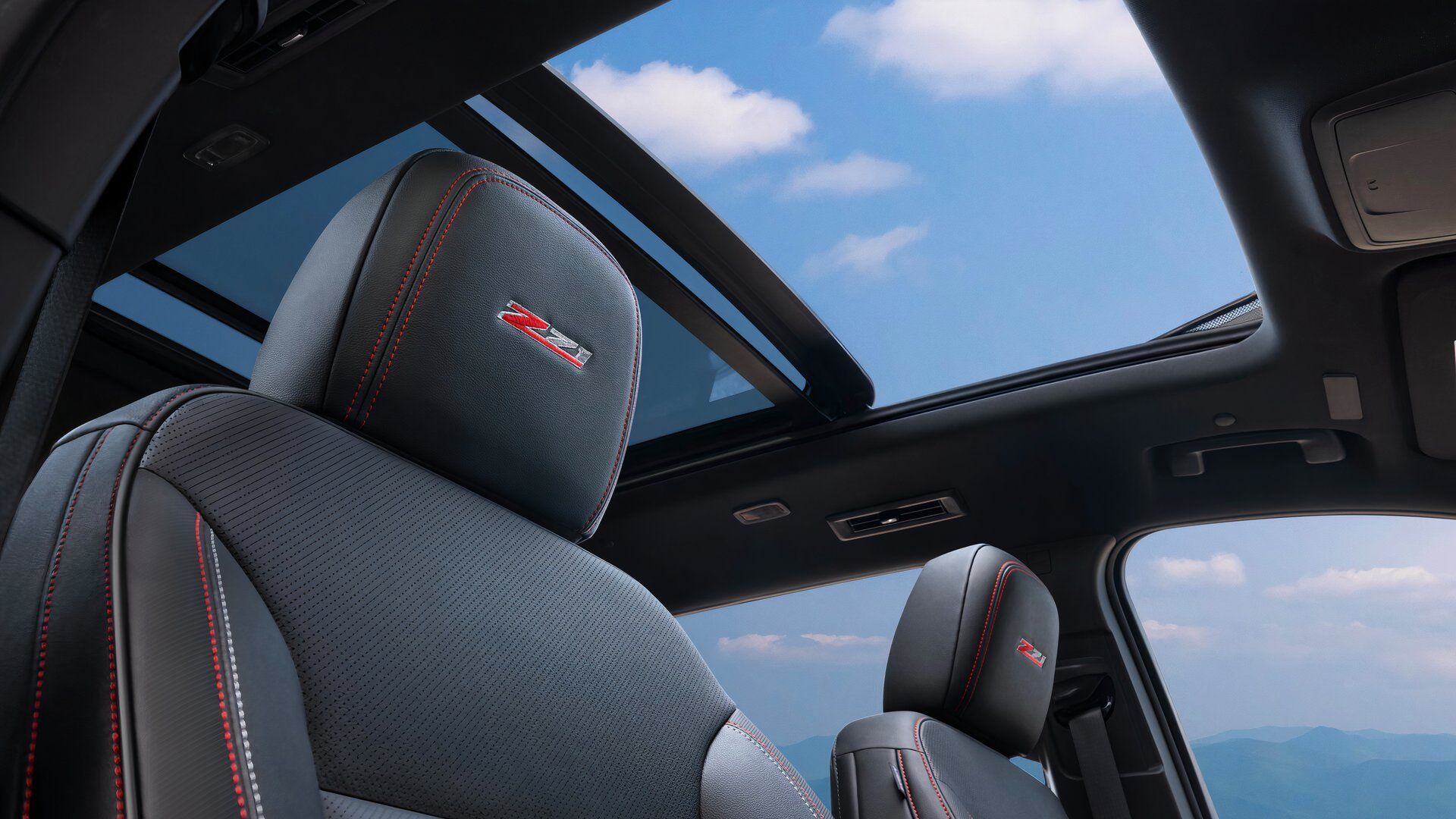 2024 Chevrolet Traverse Images: Interior and Exterior Gallery