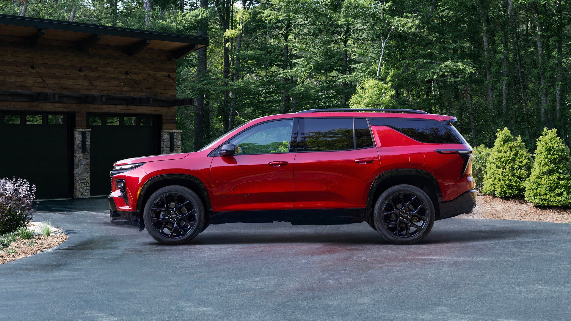 2024 Chevrolet Traverse Images: Interior and Exterior Gallery