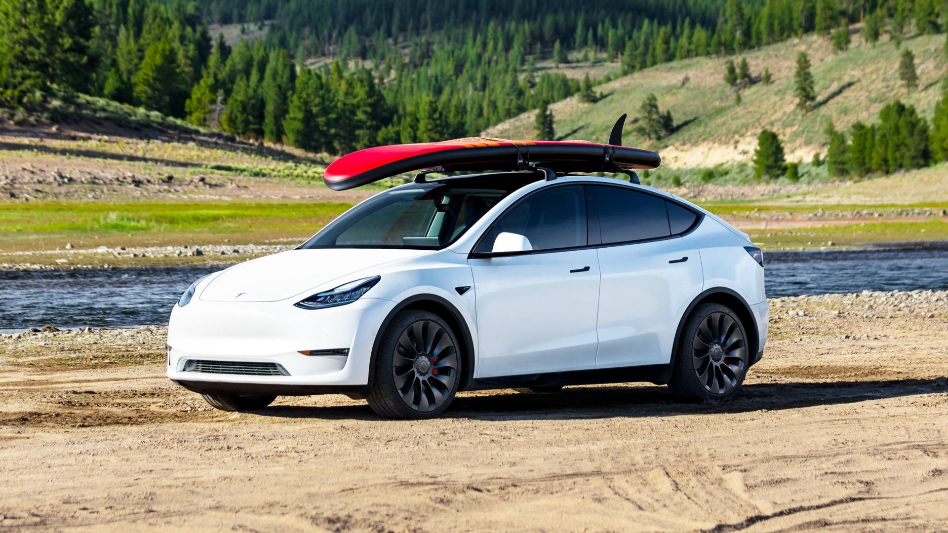 2024 Tesla Model Y Pricing, Photos & Specs