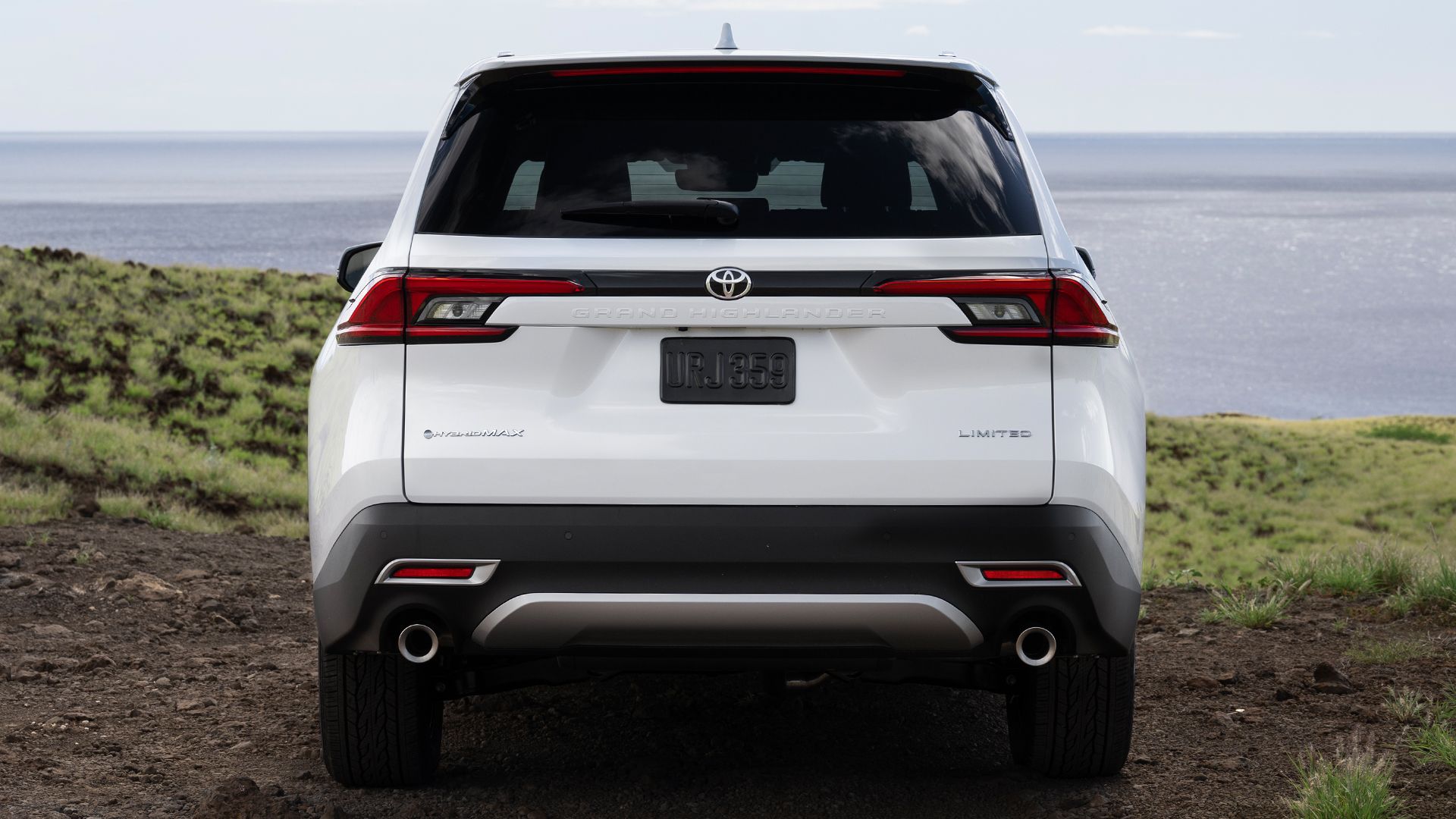 2024 Toyota Grand Highlander Images: Interior and Exterior Gallery ...