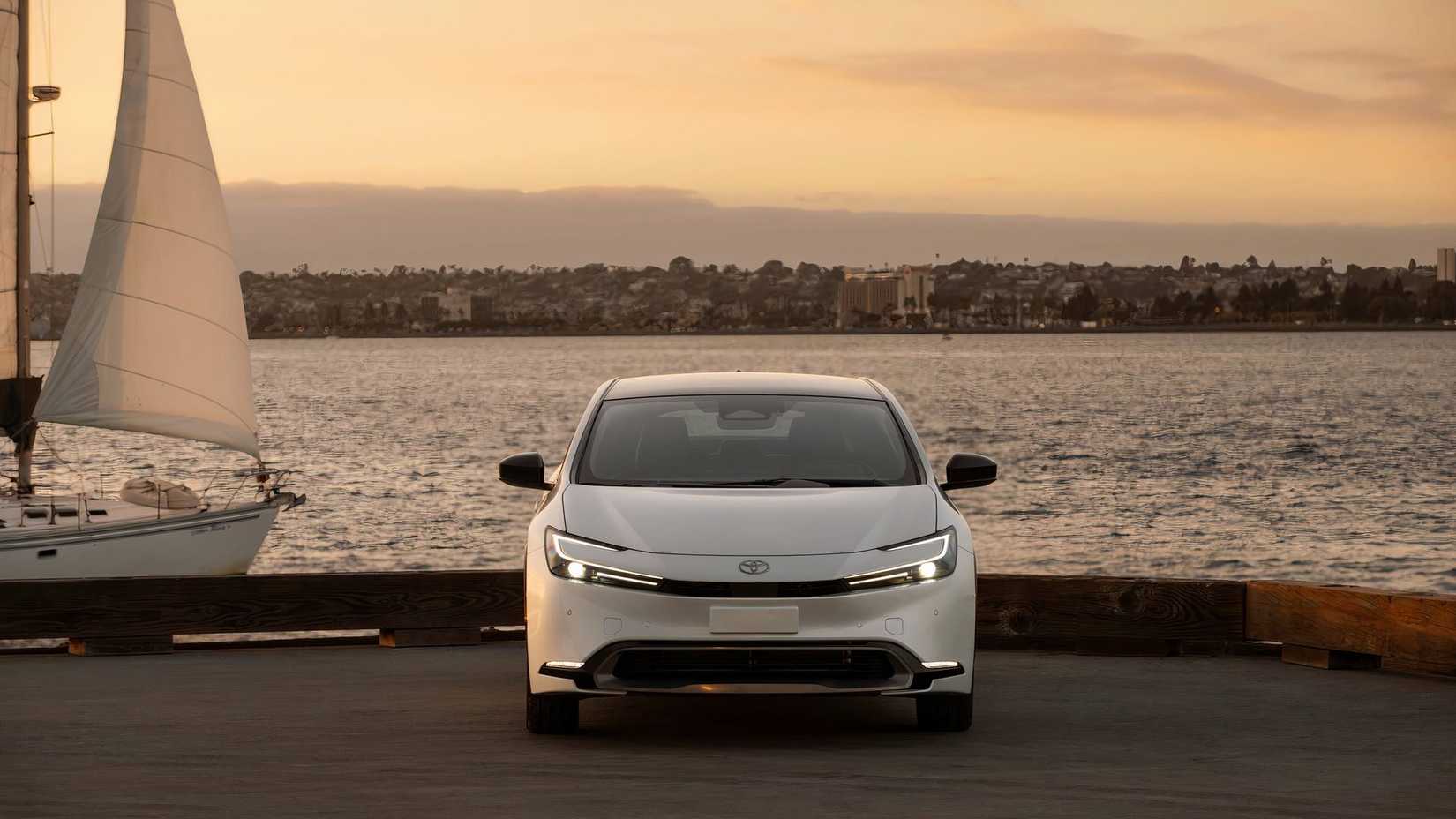 2024 Toyota Prius Images: Interior and Exterior Gallery