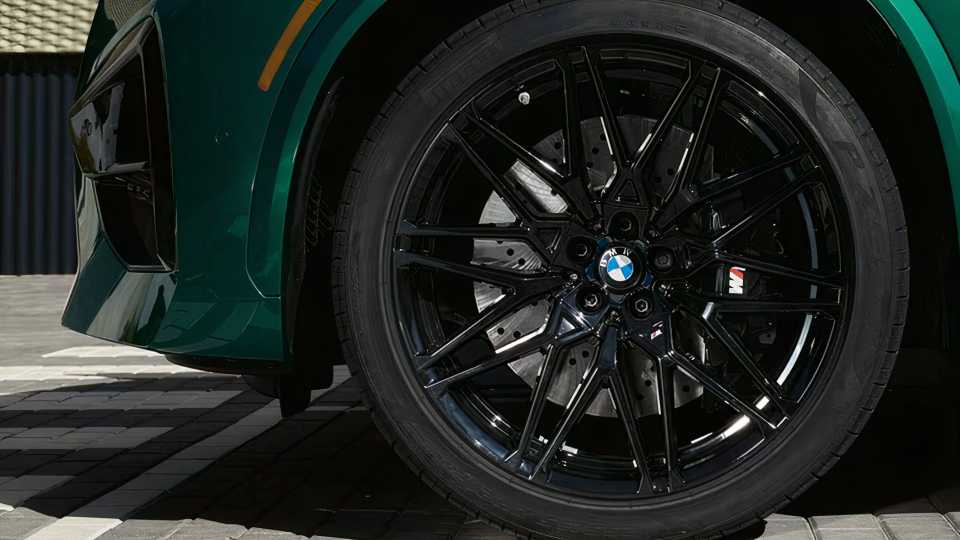 2025 BMW X5 M Pricing, Photos & Specs