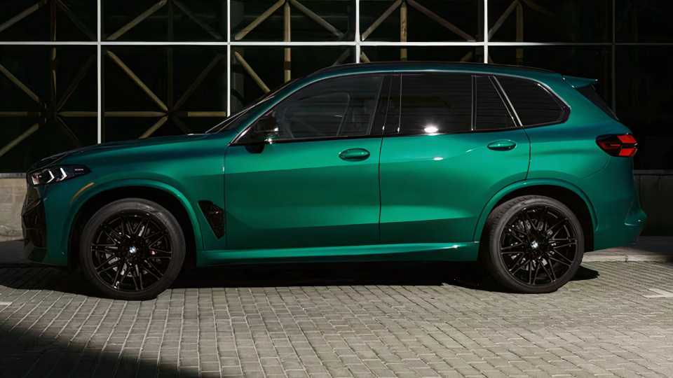 2025 BMW X5 M Pricing, Photos & Specs