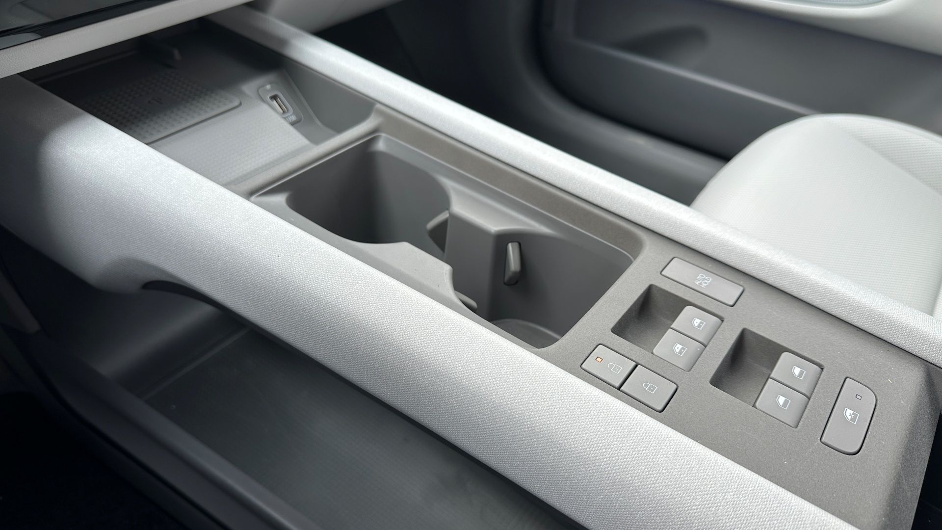 5 Things We Love About The 2025 Hyundai Ioniq 6 And 5 We Don't