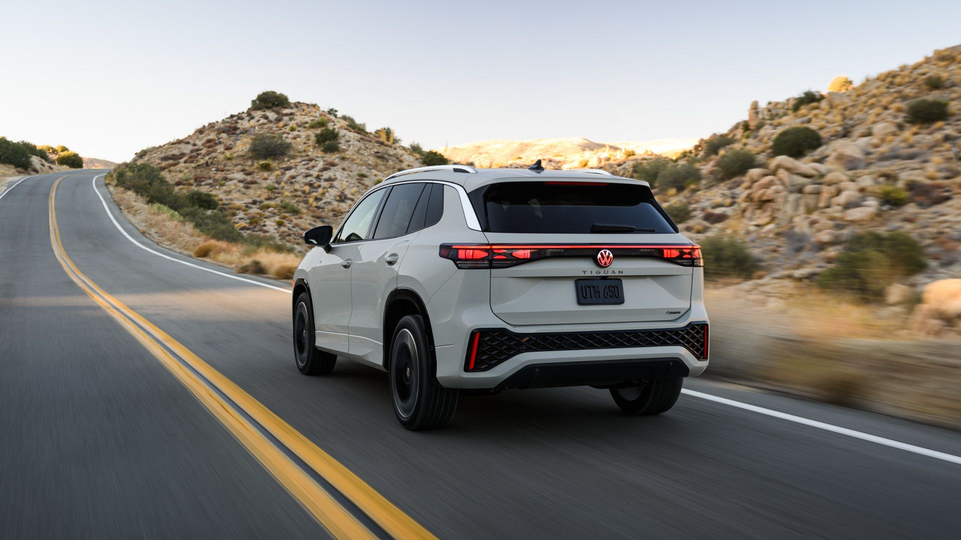 Volkswagen Unveils Redesigned 2025 Tiguan | Perigon