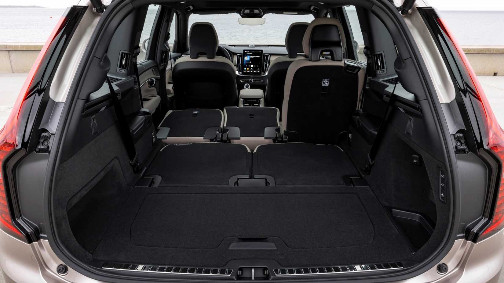 2025 Volvo XC90 Interior And Exterior Photo Gallery