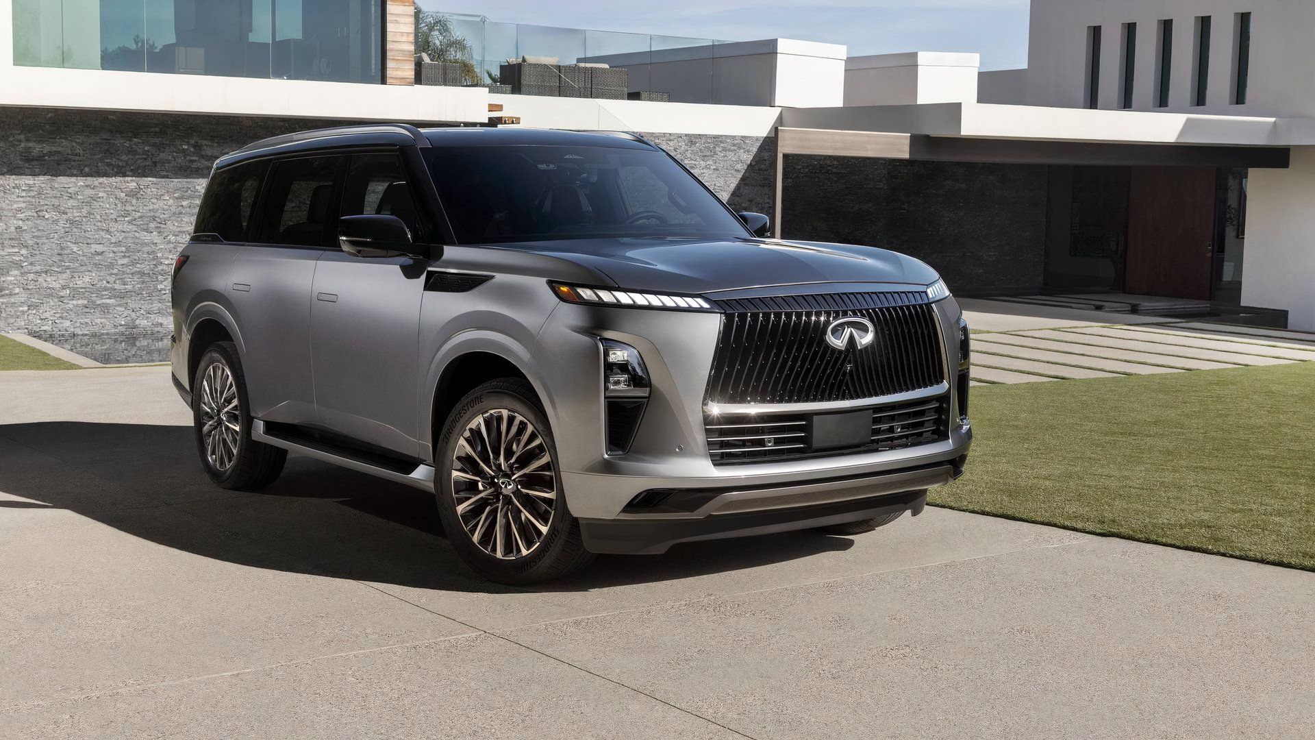 2025 Infiniti QX80 Images: Interior And Exterior Gallery - Dumoid.com