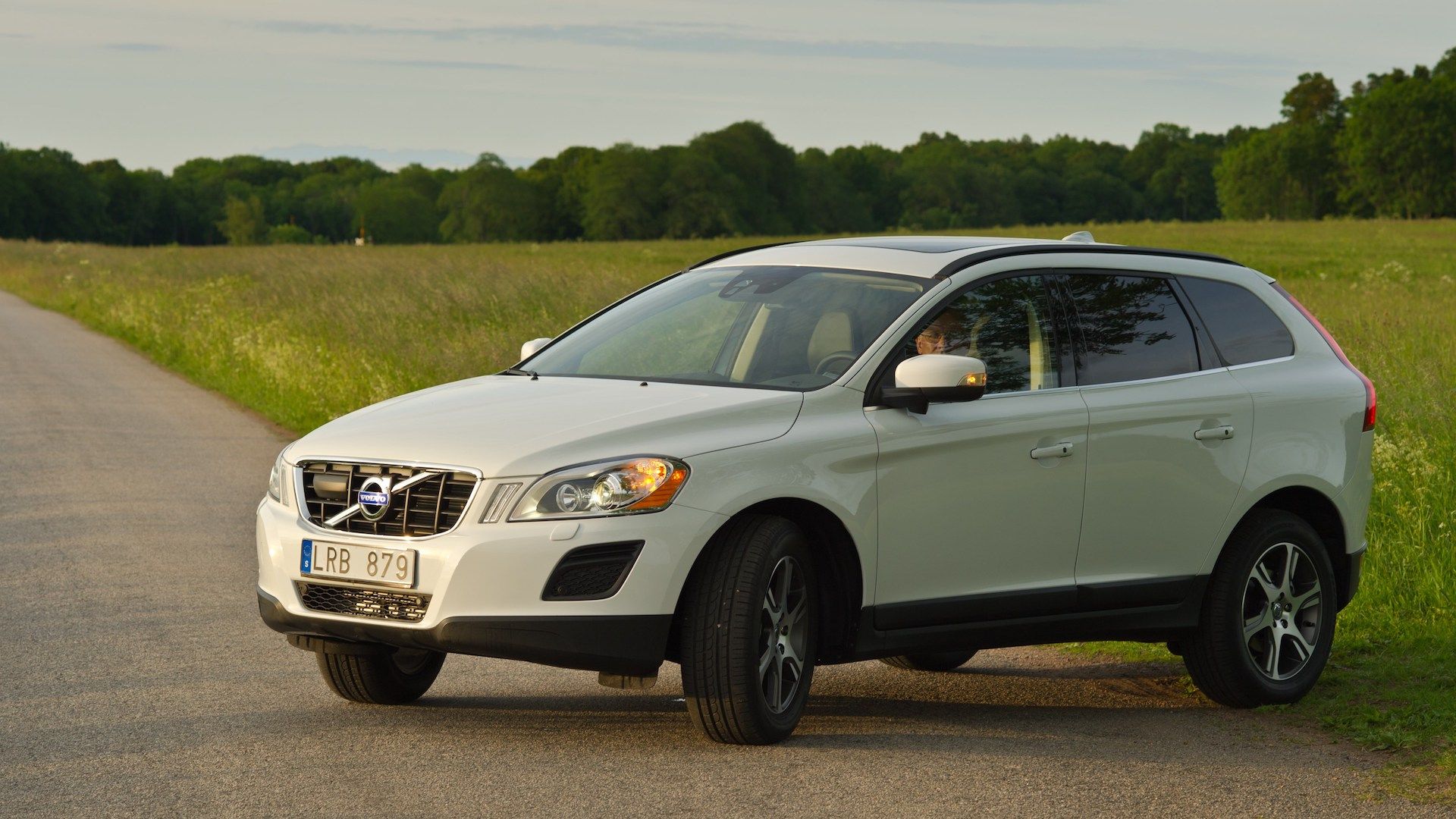 2012 Volvo XC60 Pricing, Photos & Specs
