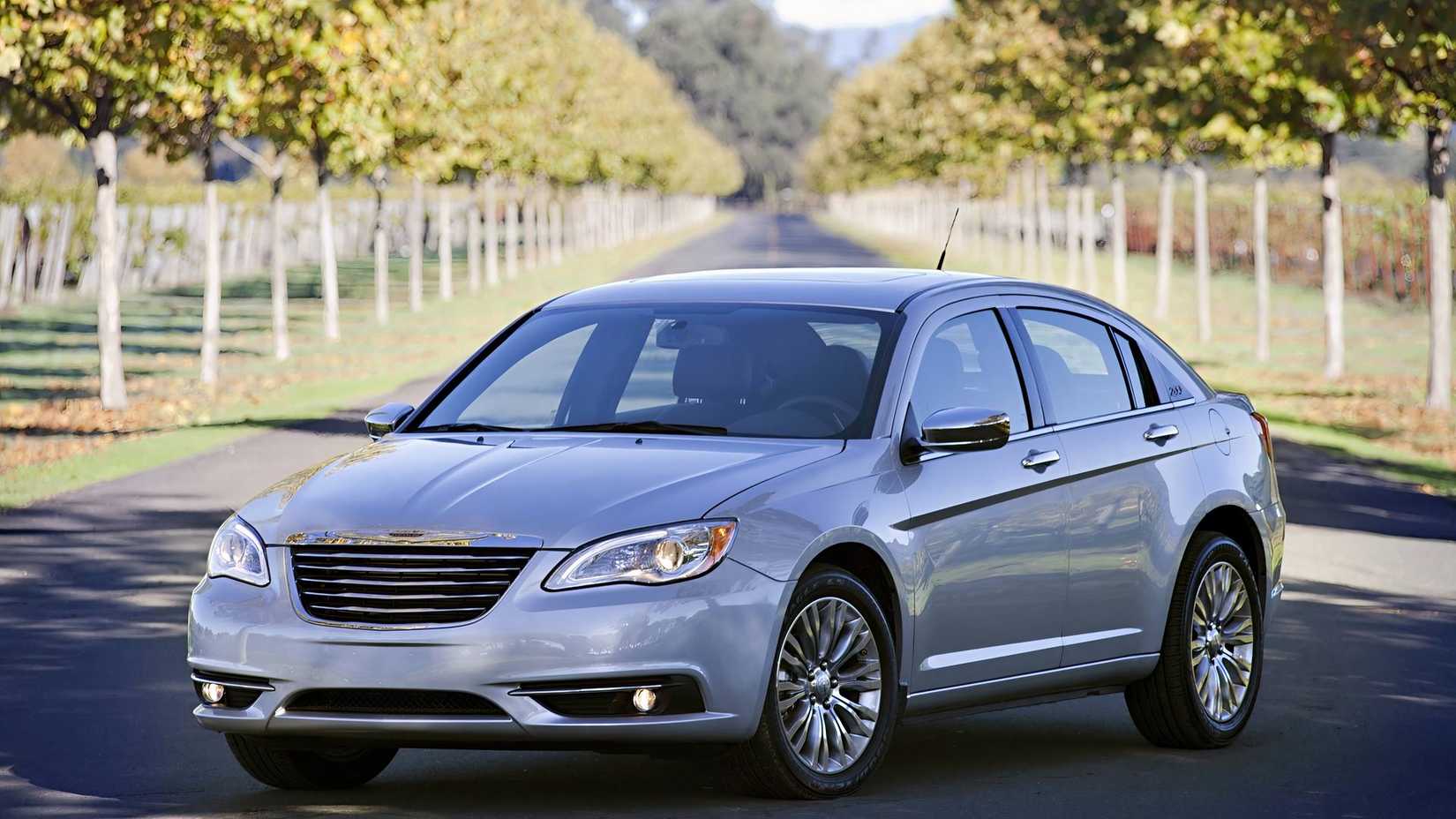 2012 Chrysler 200 Body Styles
