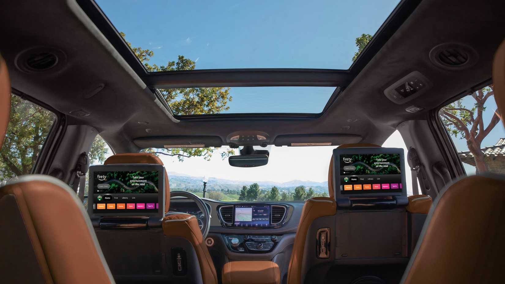 2024 Chrysler Pacifica Images: Interior and Exterior Gallery