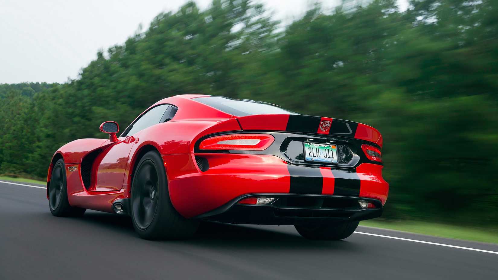 Dodge's Discontinued Viper Was America's Final Manual-Only Supercar