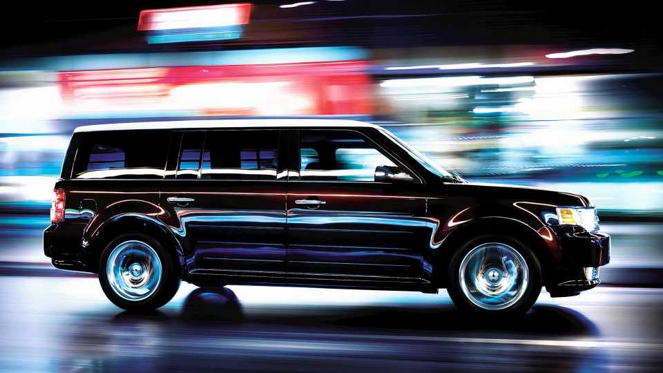 2012 Ford Flex Pricing, Photos & Specs