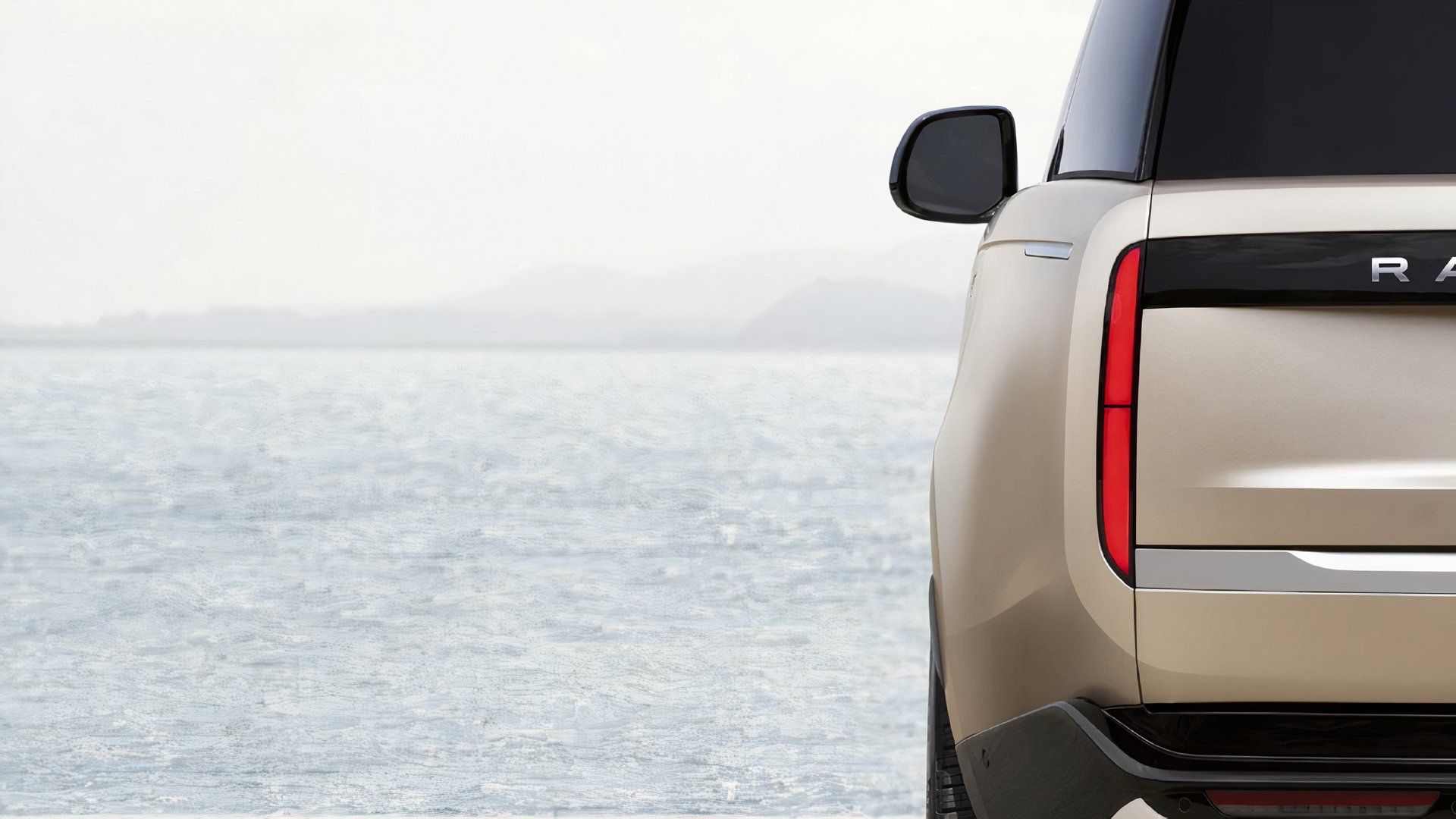 2024 Land Rover Range Rover Images: Interior and Exterior Gallery