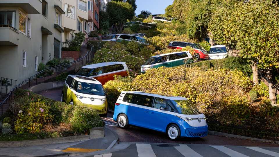 2025 Volkswagen ID. Buzz Pricing, Photos & Specs