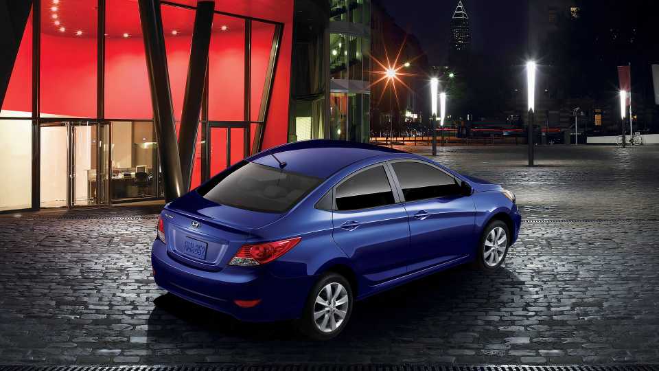 2012 Hyundai Accent Pricing, Photos & Specs