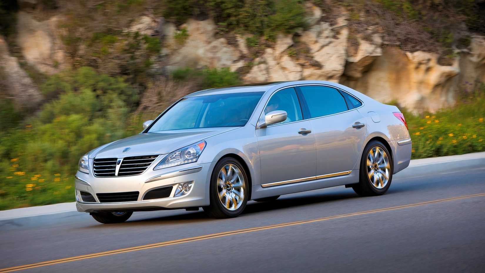 The V8 Hyundai Equus Luxury Sedan Thought It Could Play With The ...