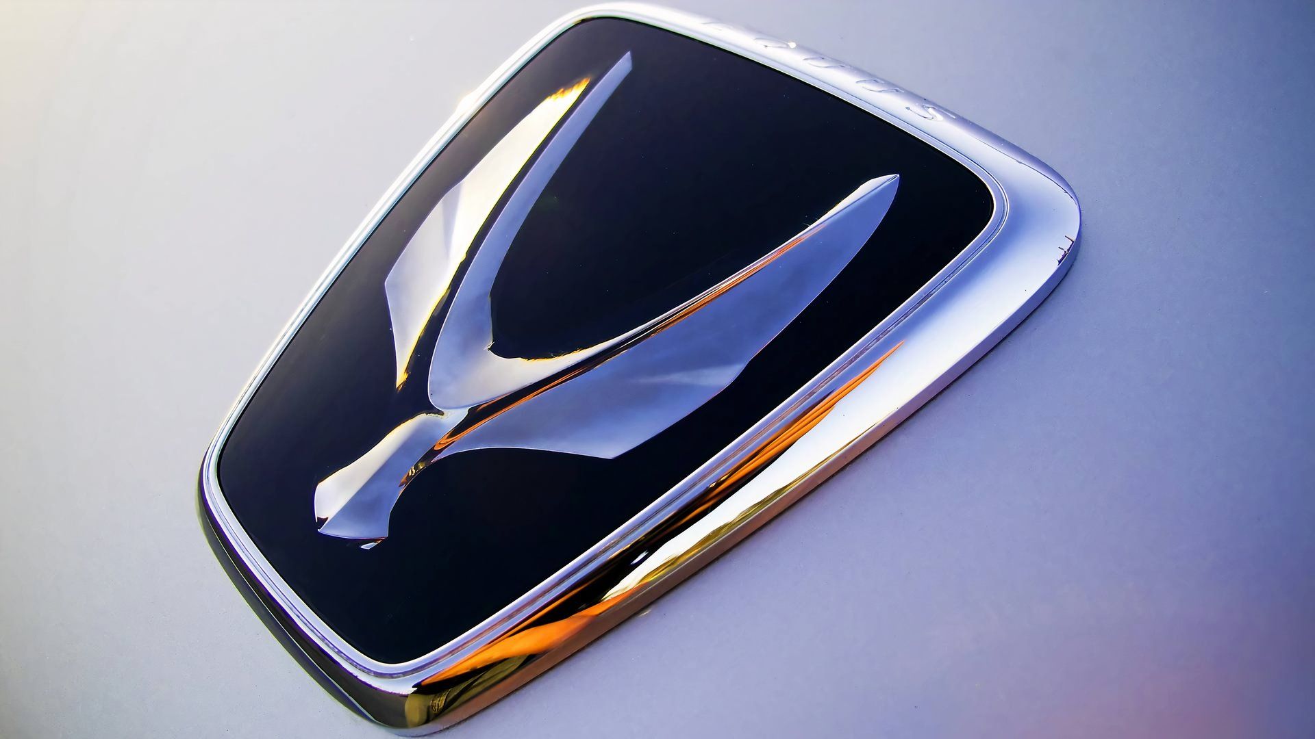 2011 Hyundai Equus Pricing, Photos & Specs