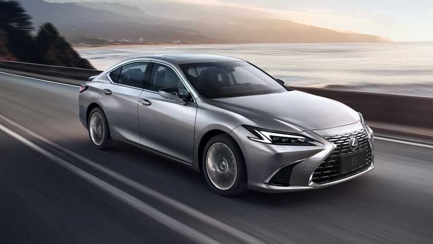 Lexus ES Generations: Key Updates Across All Model Years