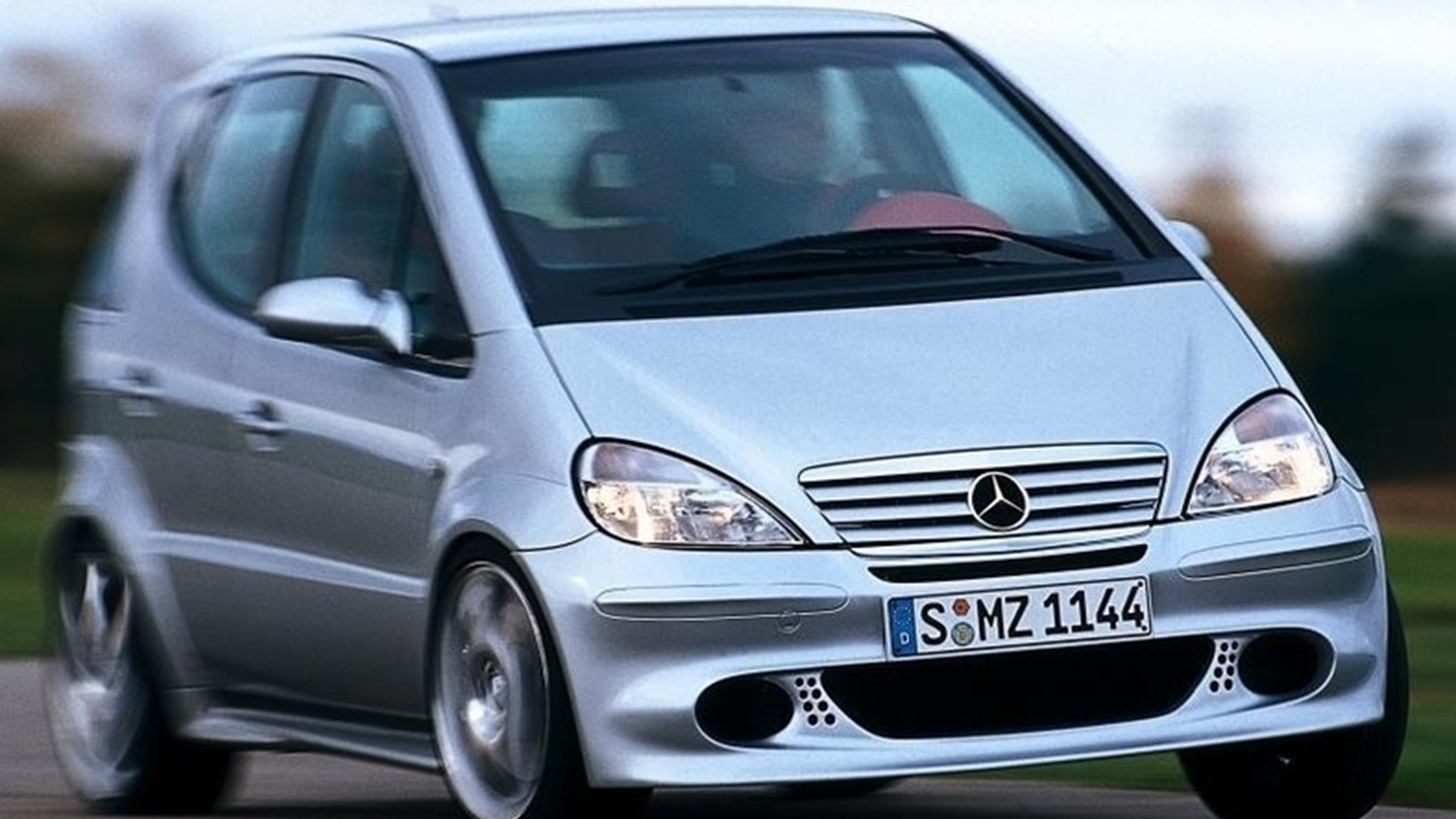 Mercedes' Bizarre Twin-Engine Hatch Was Owned By An F1 World Champion