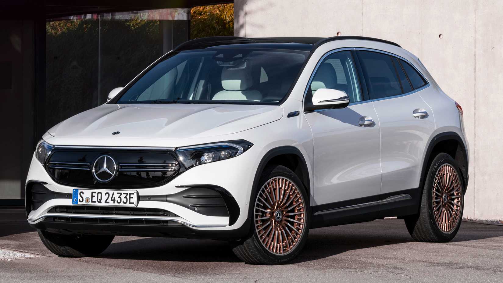 Second Electric Mercedes EQ Sedan Explodes In Two Months