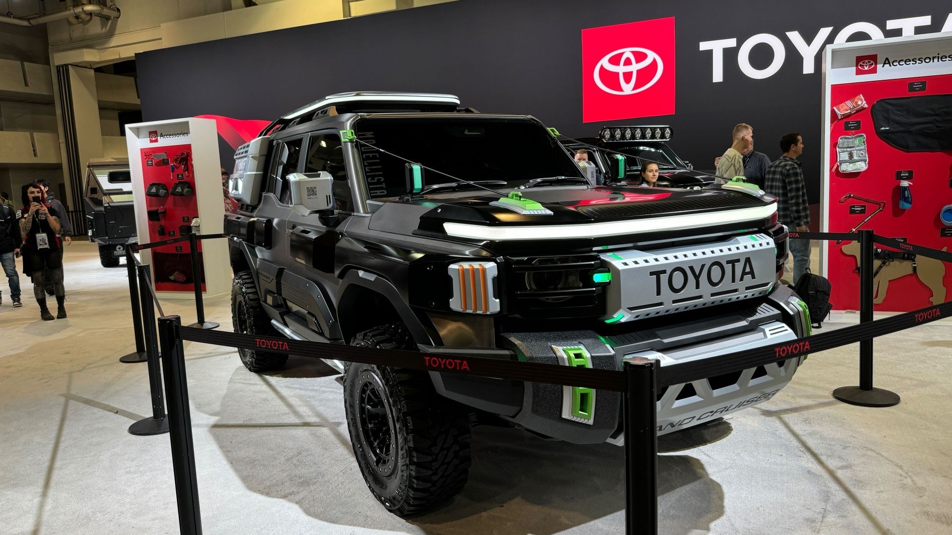 Toyota Crowns SEMA Mega-Display With Drift Truck And Land Cruiser Trio