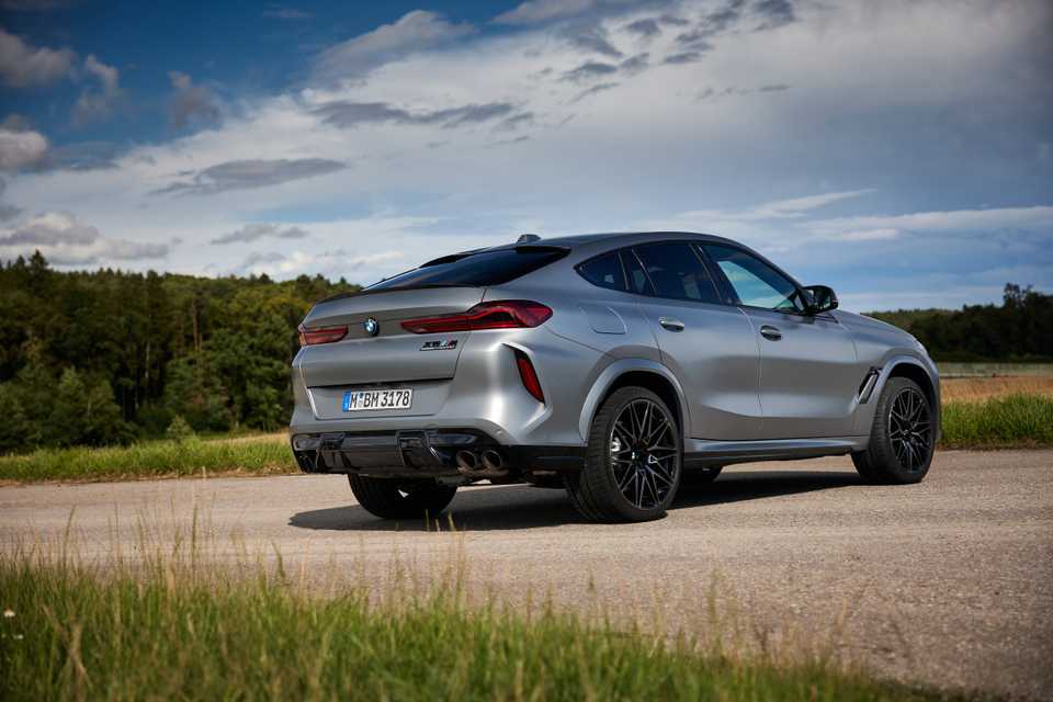 2025 BMW X6 M Pricing, Photos & Specs