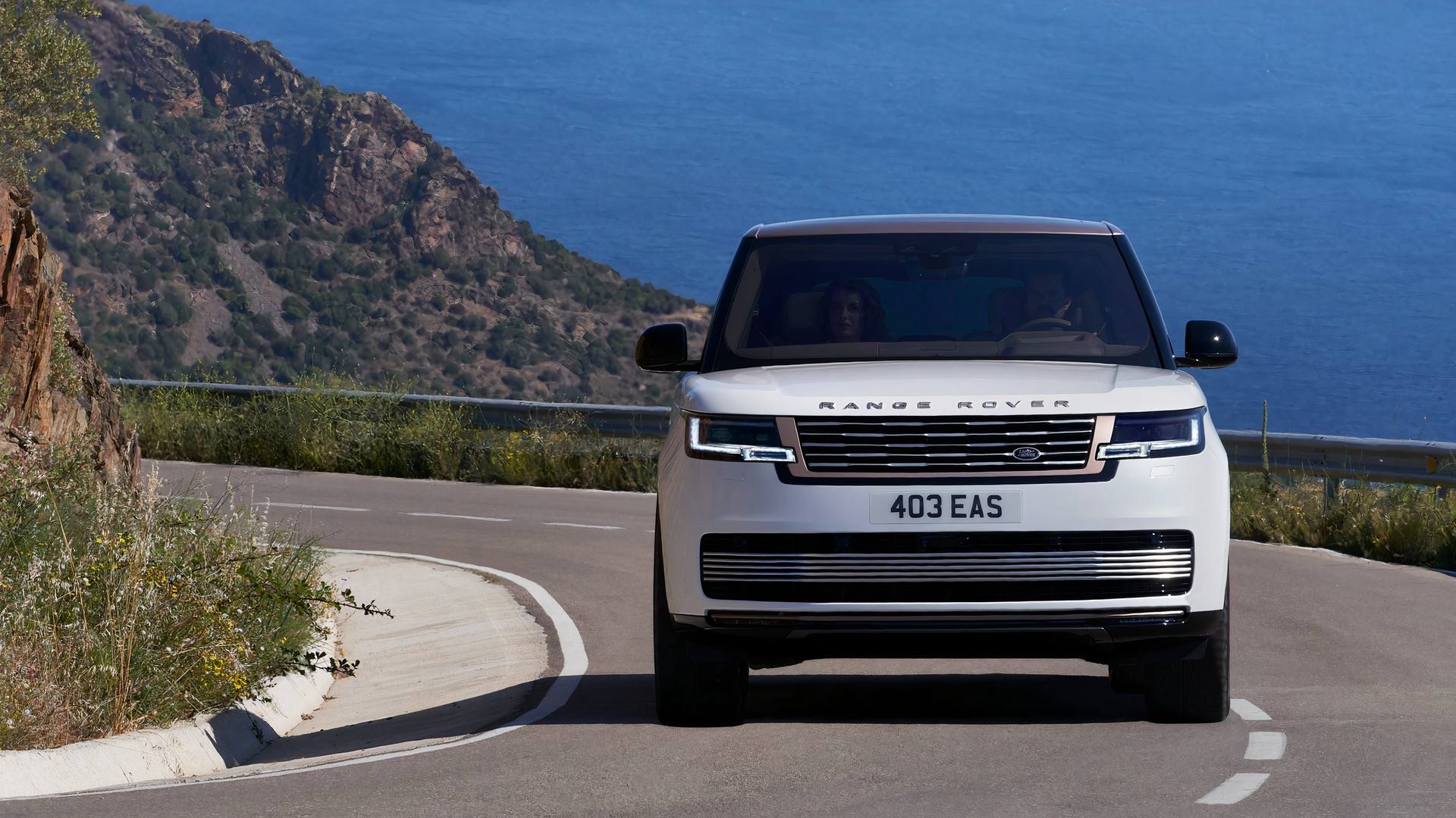 2024 Land Rover Range Rover Images: Interior and Exterior Gallery
