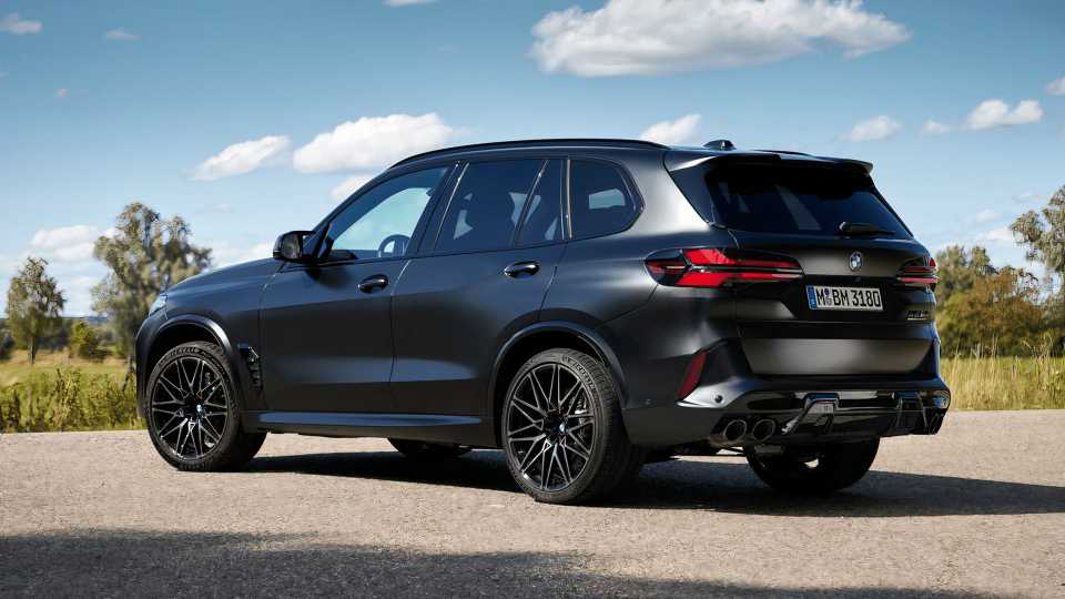 2025 BMW X5 M Pricing, Photos & Specs