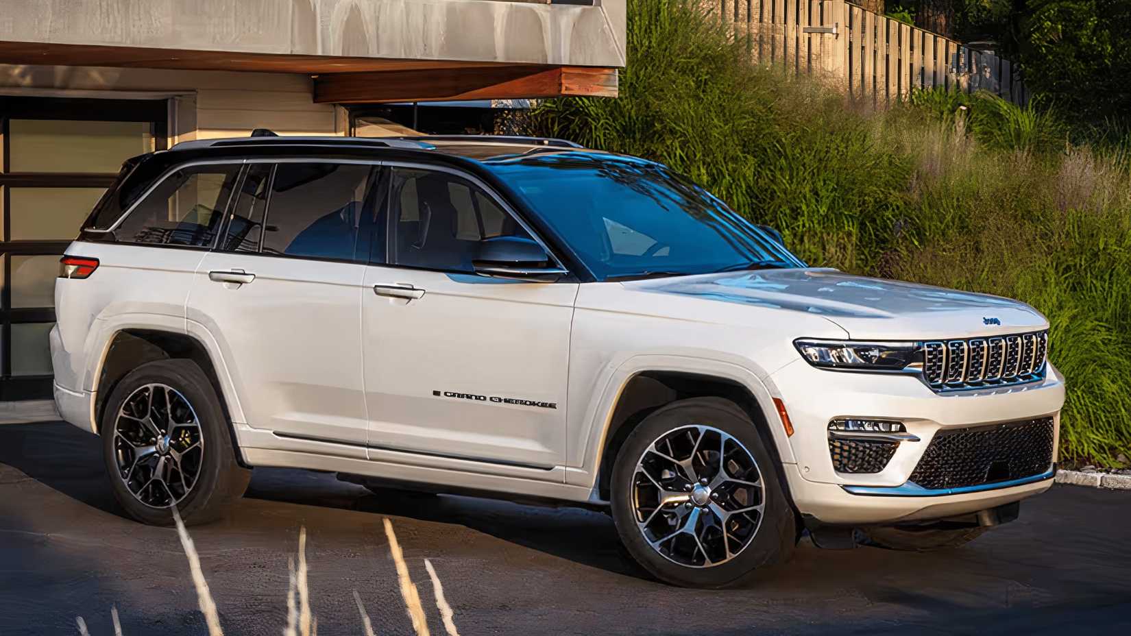 Jeep Hybrid Models: Current And Future Electrified Jeeps