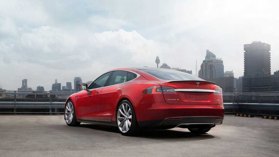 2012 Tesla Model S Pricing, Photos & Specs