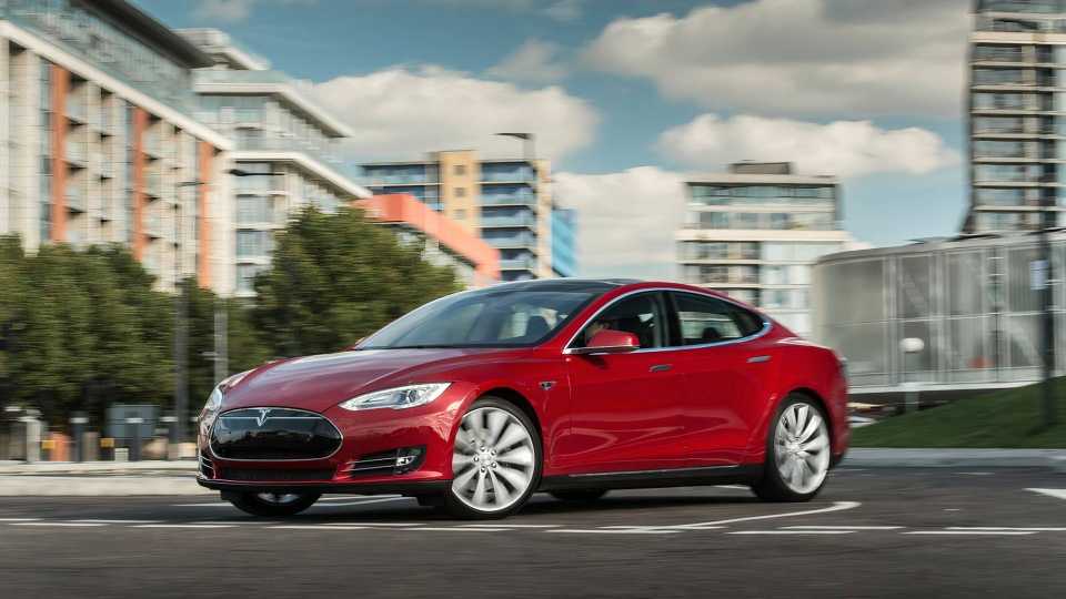 2012 Tesla Model S Pricing, Photos & Specs