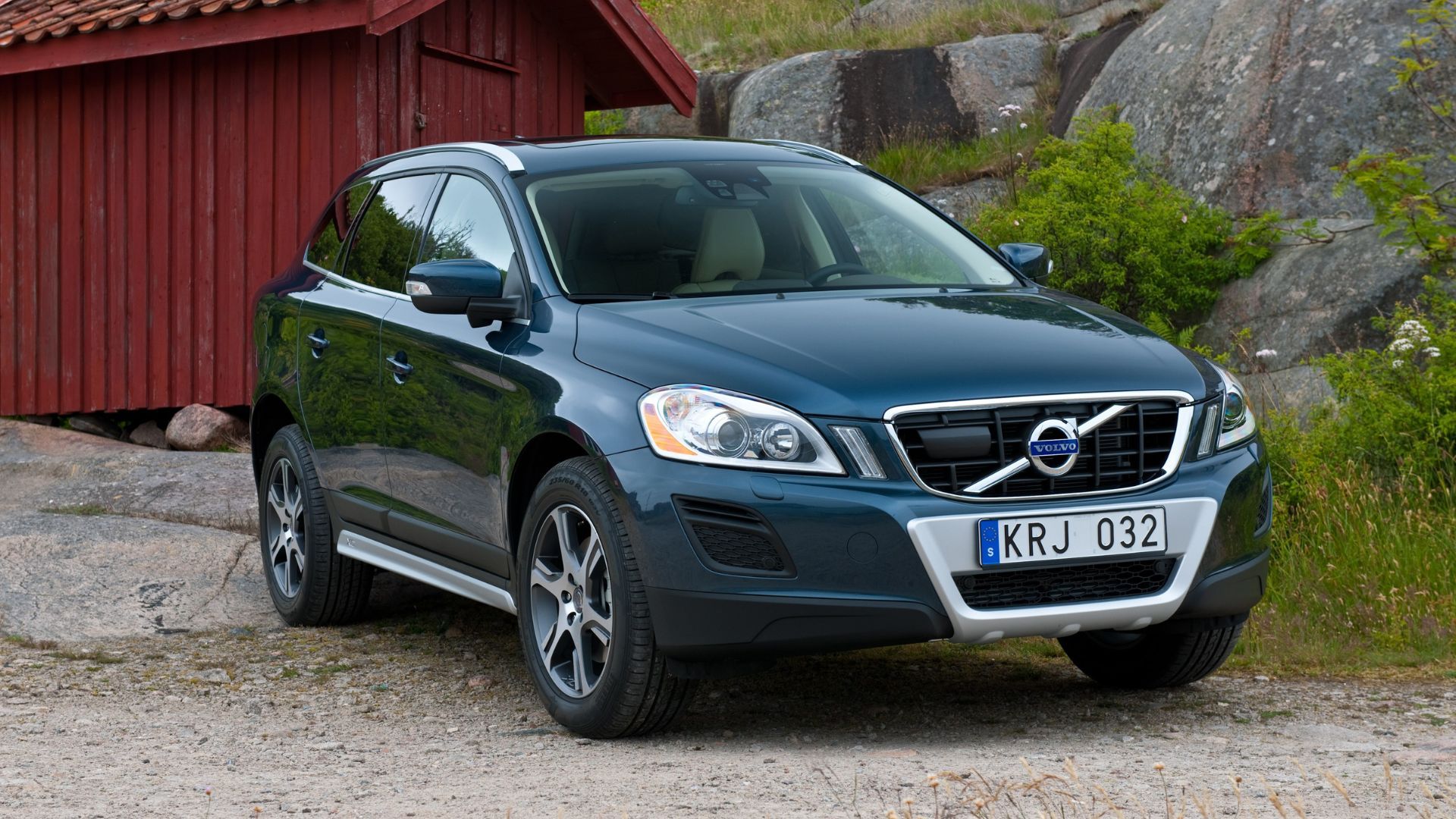 2011 Volvo XC60 - Review | CarBuzz