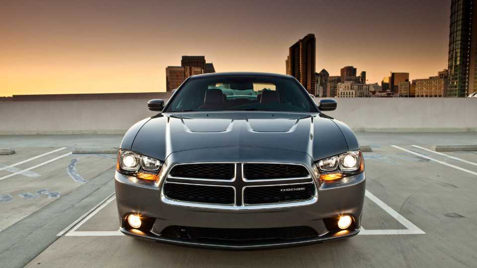 2011 Dodge Charger Pricing, Photos & Specs
