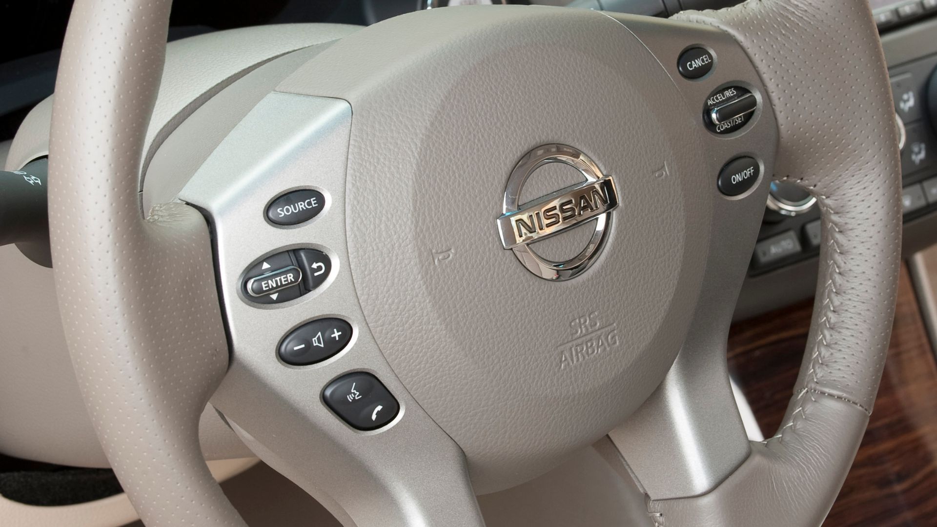 2011 Nissan Altima Photos Interior CarBuzz