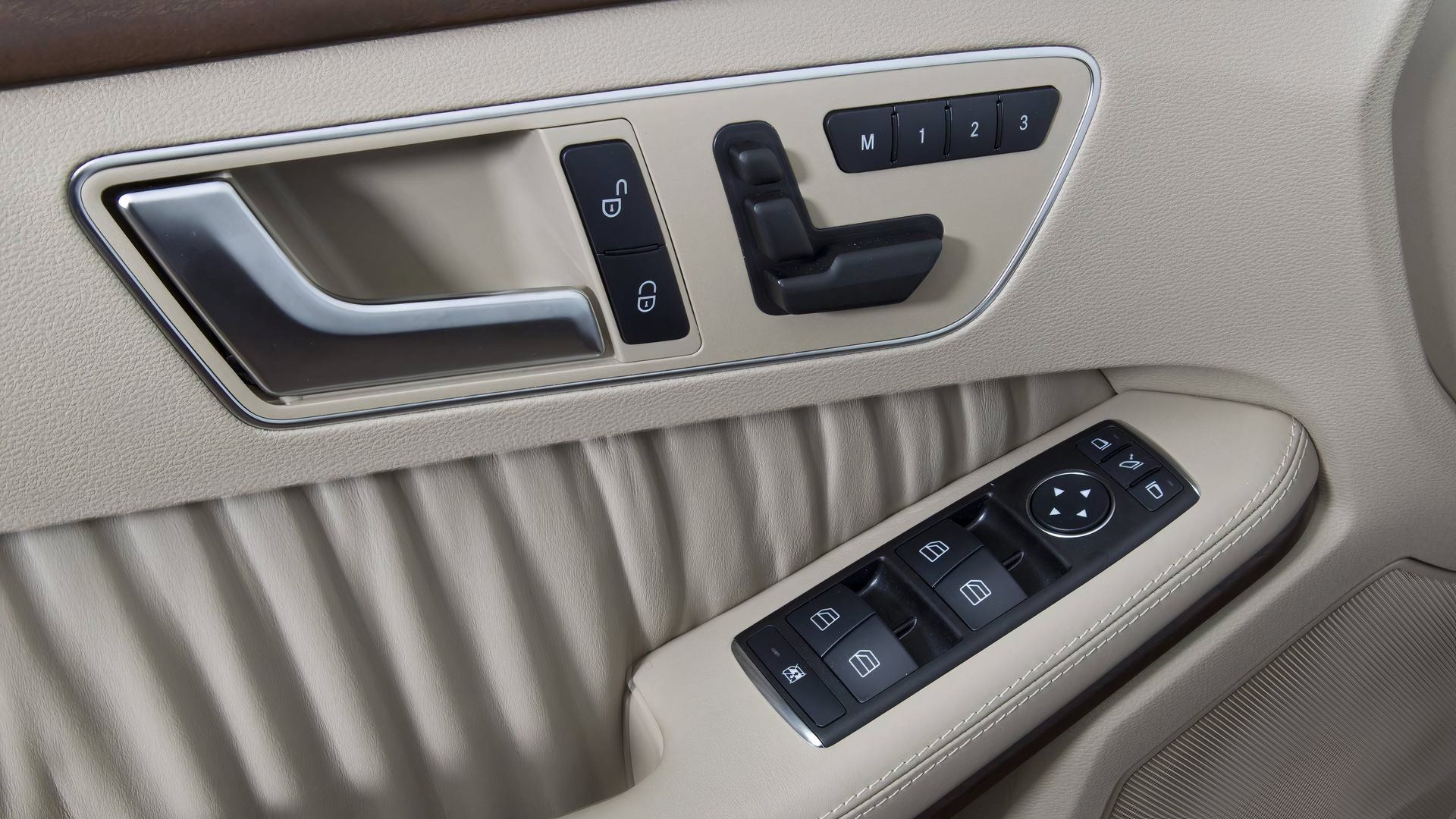 2012 Mercedes-Benz E-Class Coupe Pricing, Photos & Specs