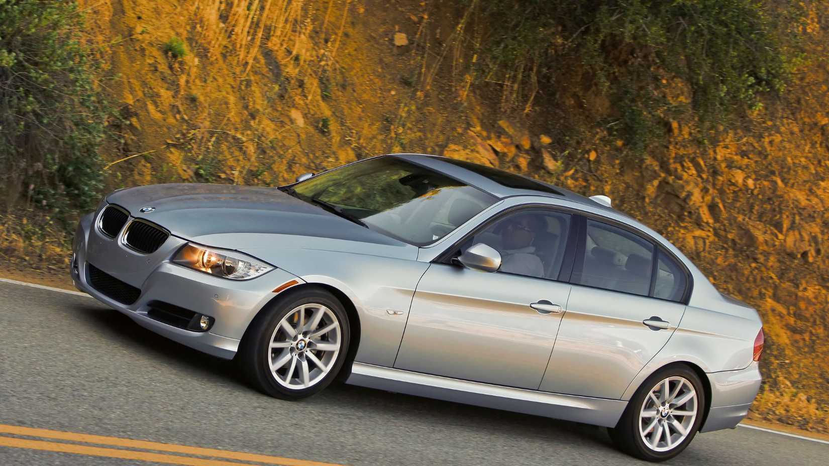 2011 BMW 3 Series Sedan Pricing, Photos & Specs