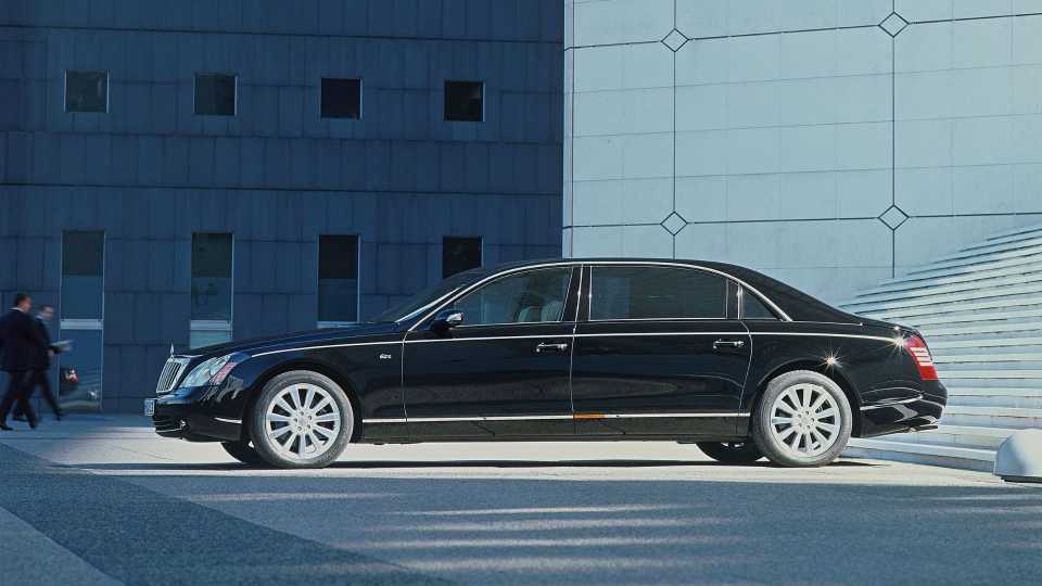 2012 Maybach 62 Pricing, Photos & Specs